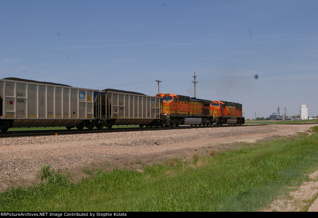BNSF 5716